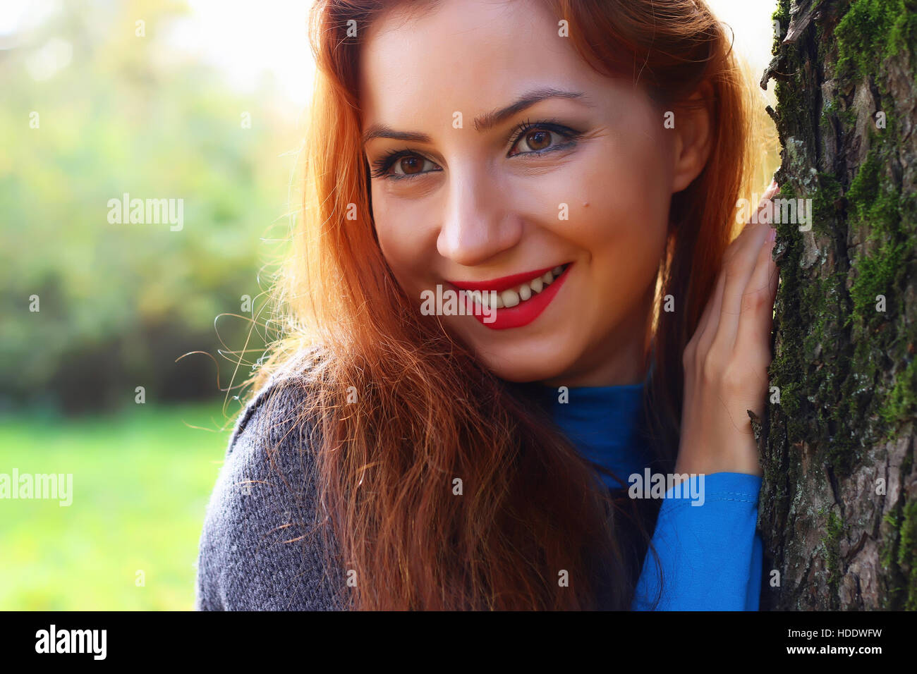 Pretty cute young girl walking in golden autumn park Stock Photo - Alamy Pretty cute young girl walking in golden autumn park Stock Photo - Alamy