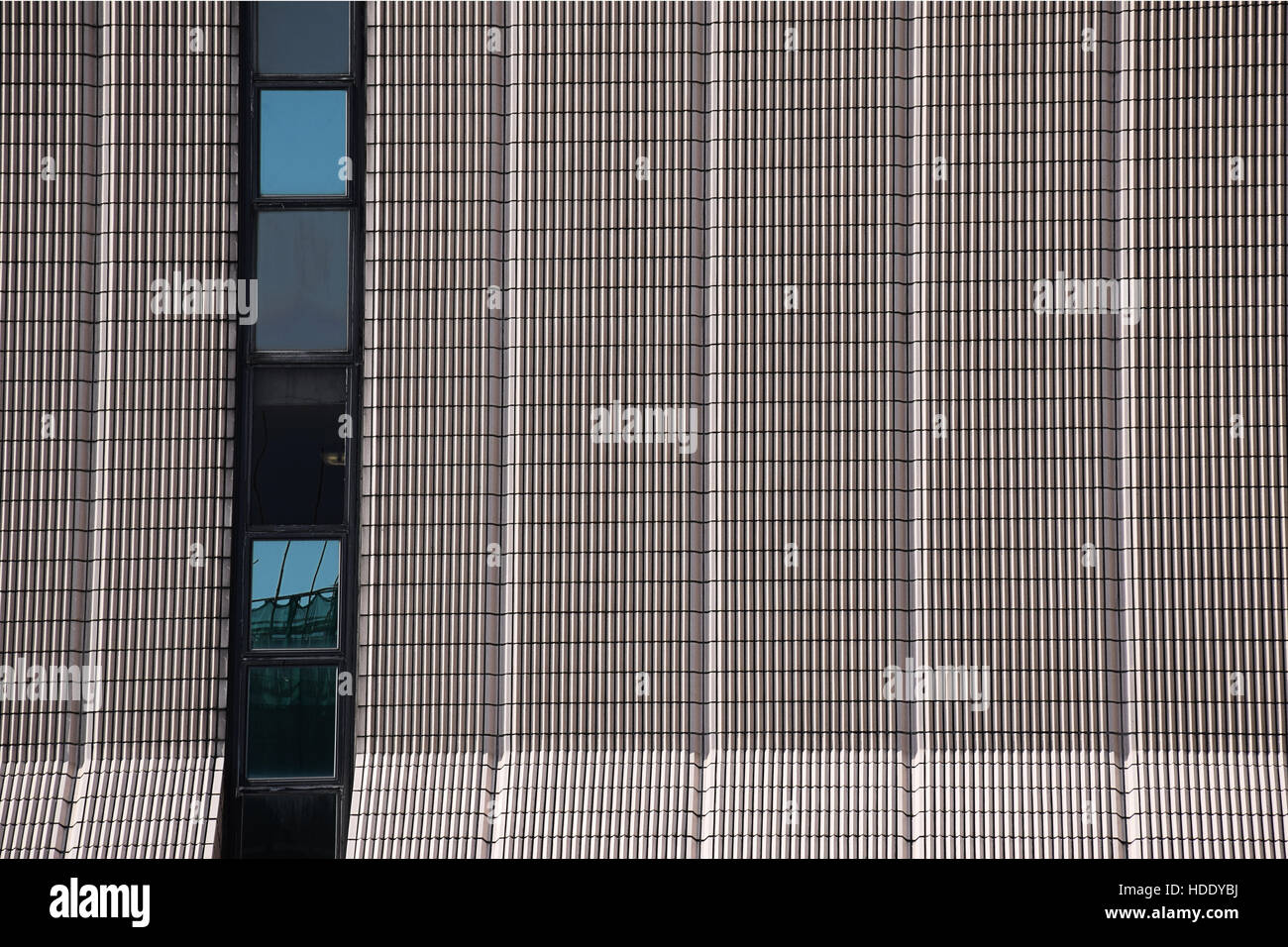 Lines architecture hi-res stock photography and images - Alamy