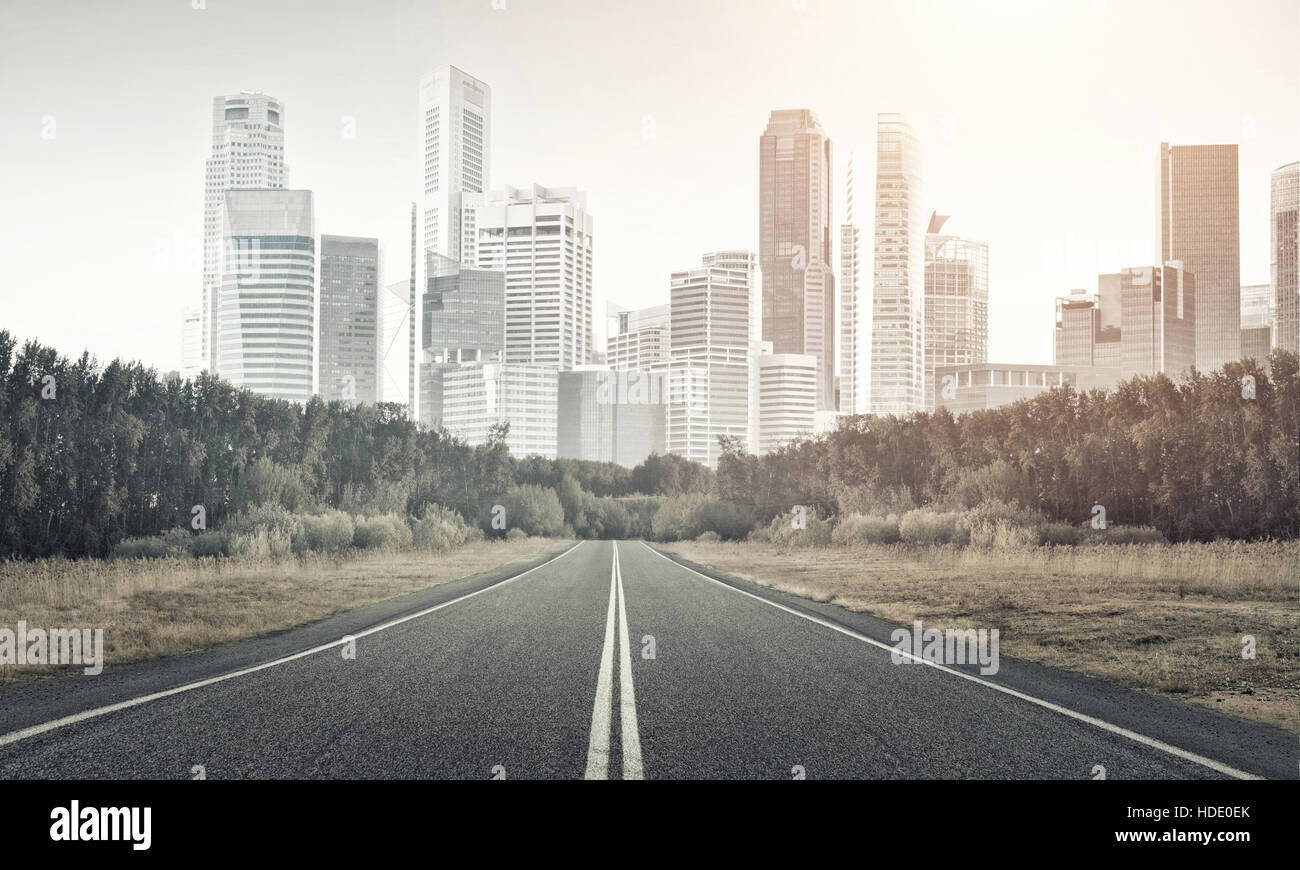 Road to big city Stock Photo - Alamy
