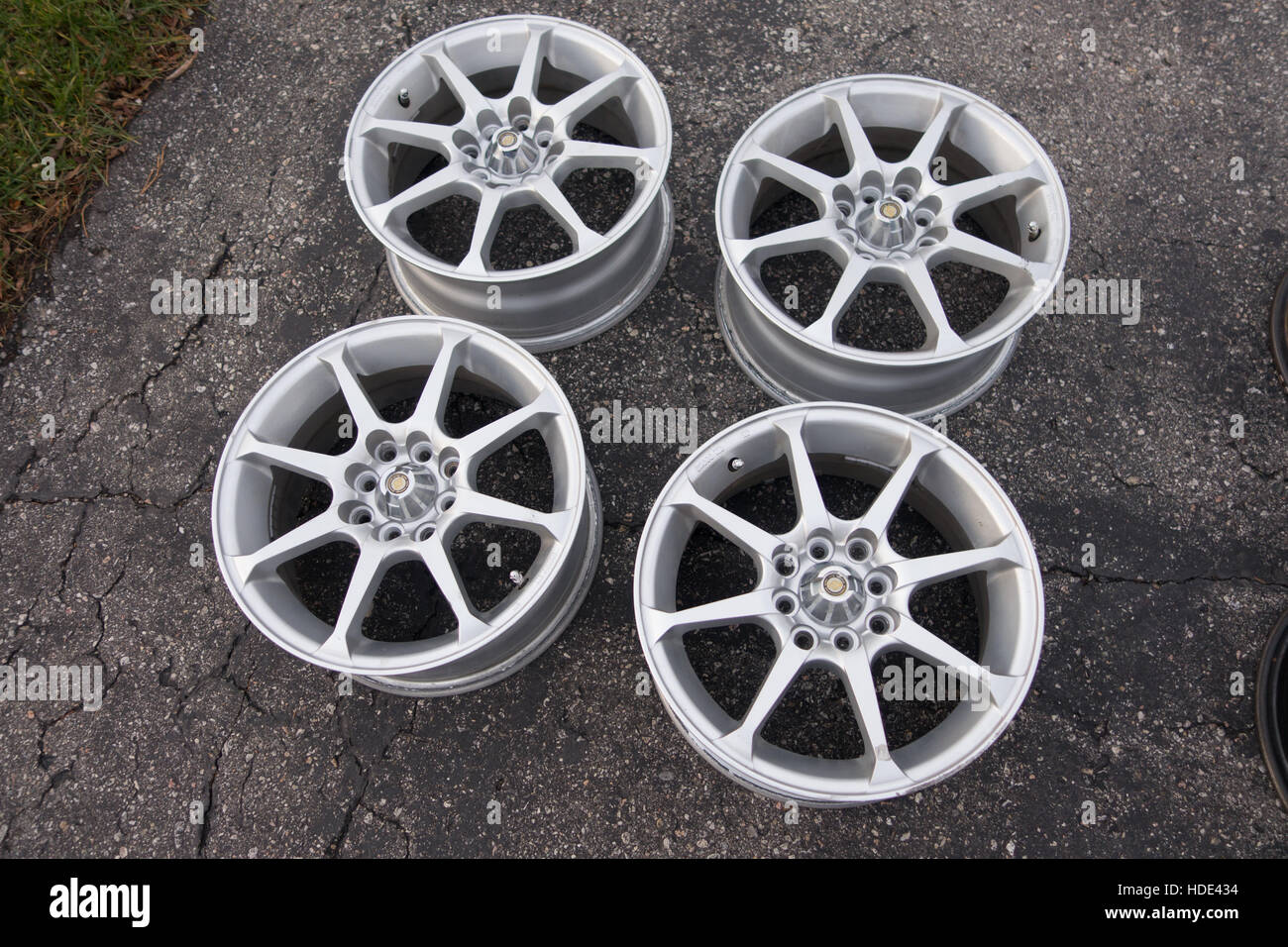 Alloy car wheel hi-res stock photography and images - Alamy