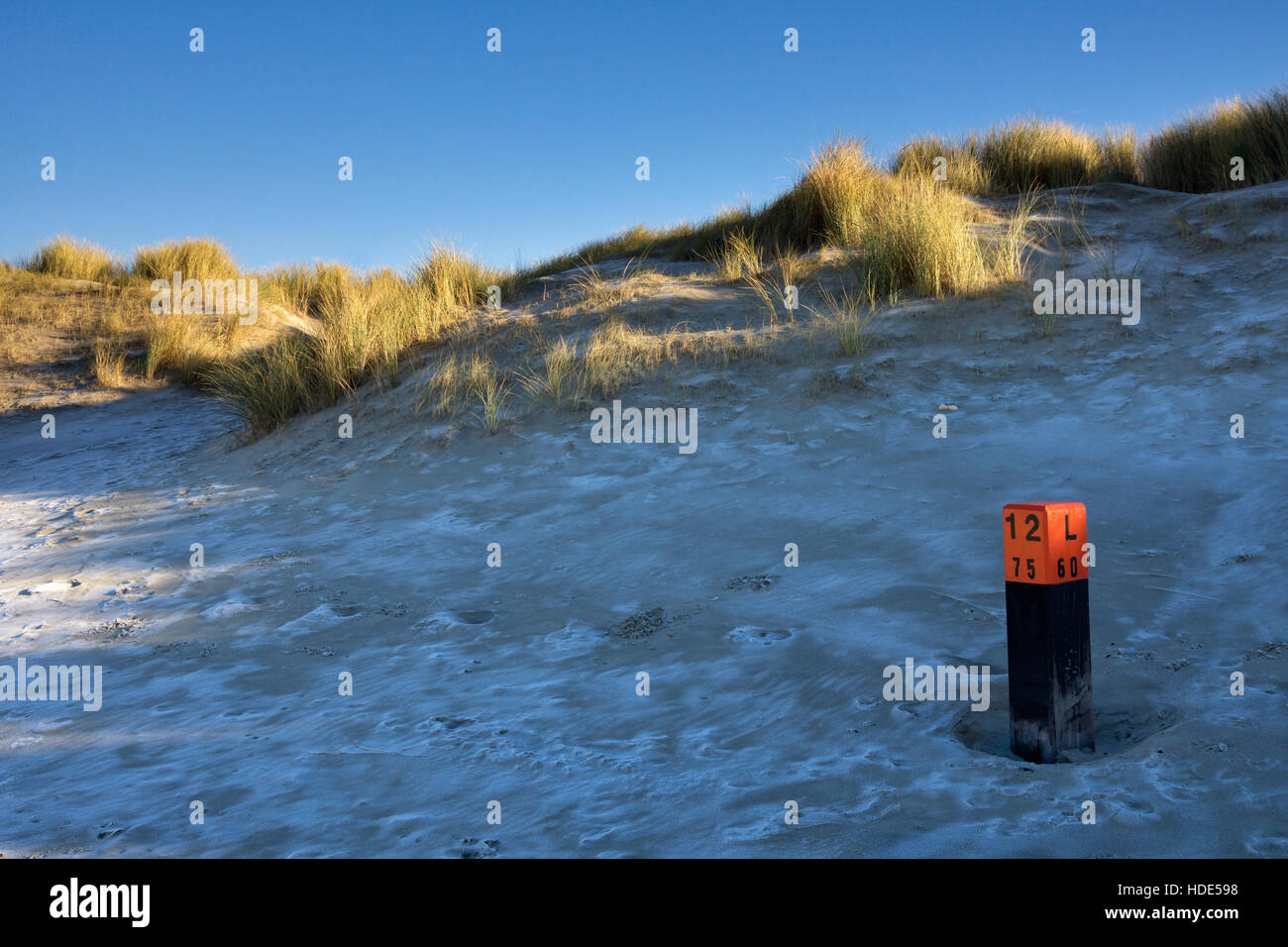 North and south pole hi-res stock photography and images - Alamy