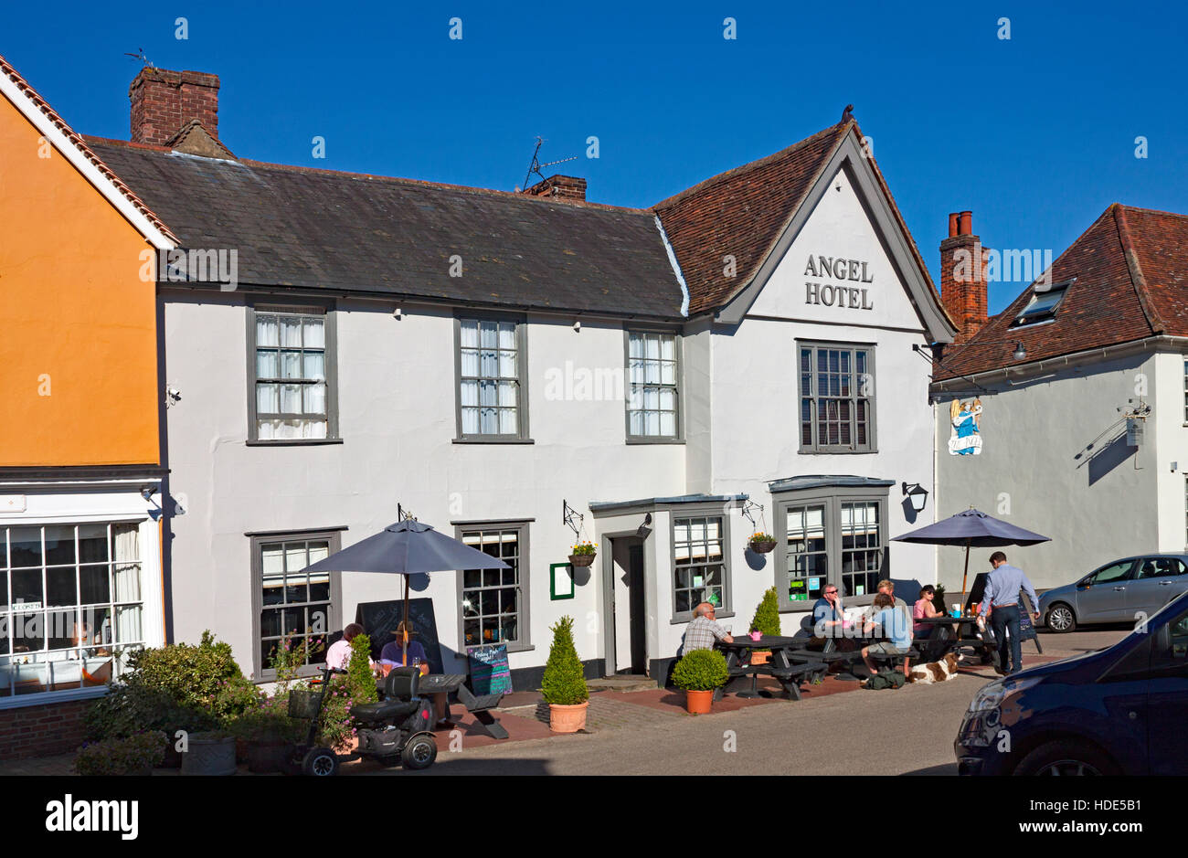 The Angel Hotel in the main square, Lavenham, Suffolk. A picturesque ...