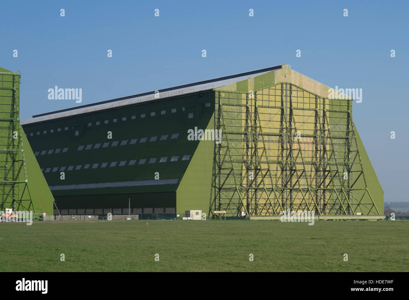 R101 hi-res stock photography and images - Alamy