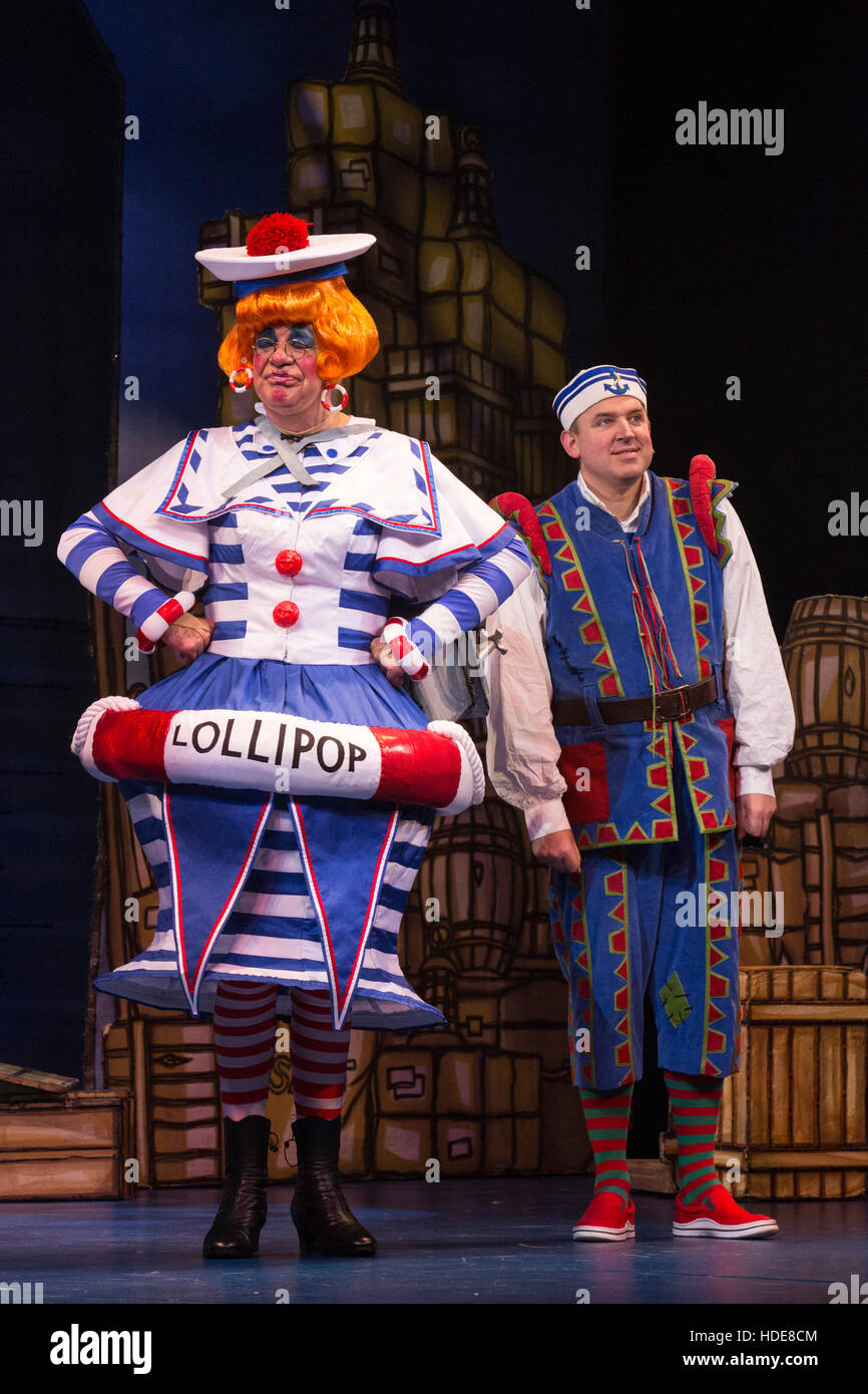 Dress rehearsal of the Christmas panto Dick Whittington at the New ...