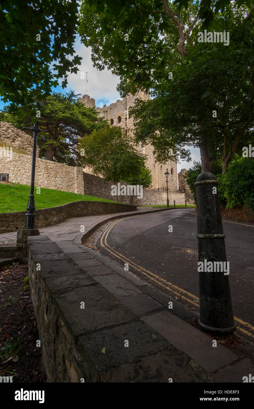 Rochester castle rebuilt tower hi-res stock photography and images - Alamy