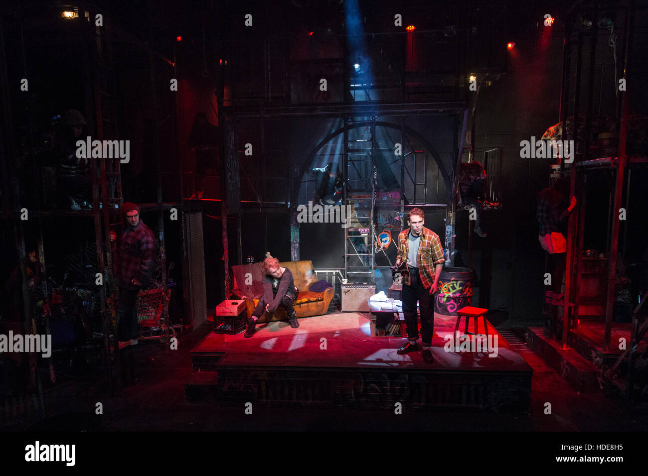 Actors on stage at the guthrie hi-res stock photography and images - Alamy