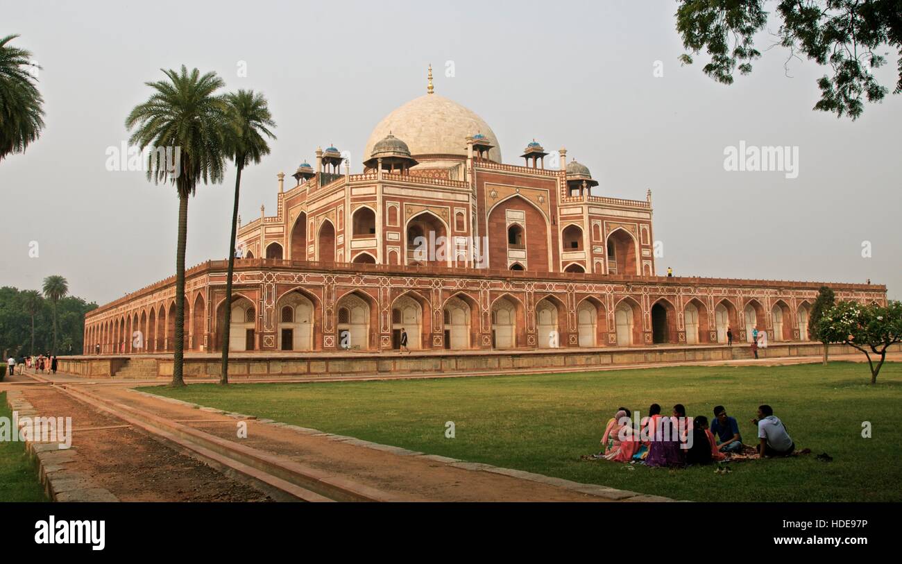 Humayun's Tomb in Delhi, India Stock Photo - Alamy