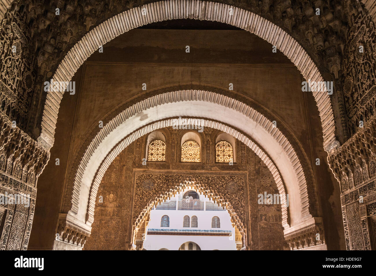 Granada alhambra arch hi-res stock photography and images - Alamy