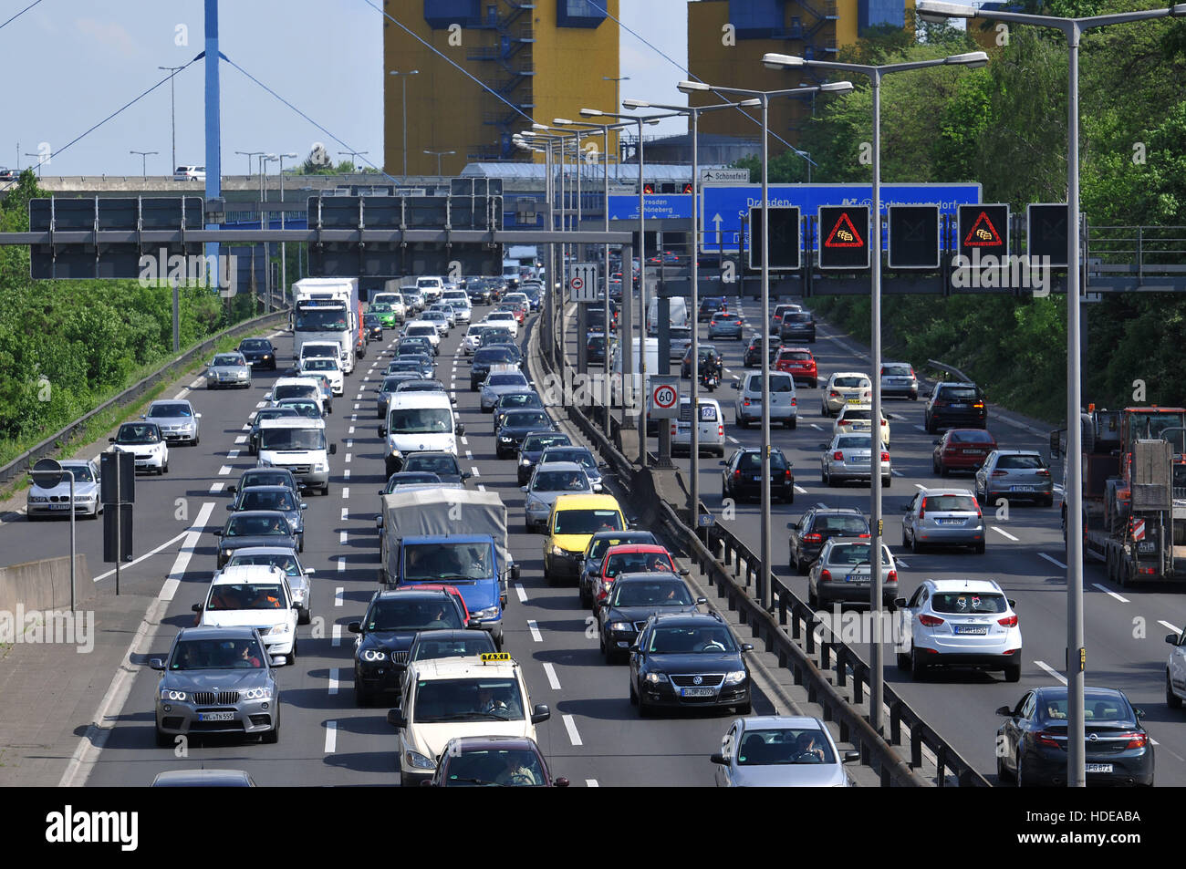 Stau hi-res stock photography and images - Alamy