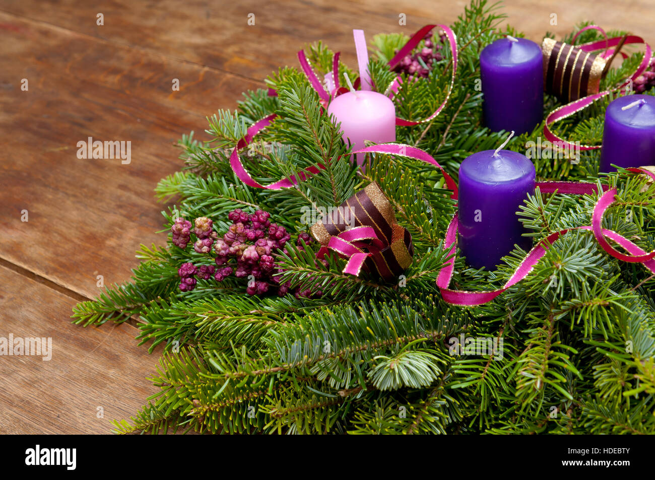 Advent wreath hi-res stock photography and images - Alamy