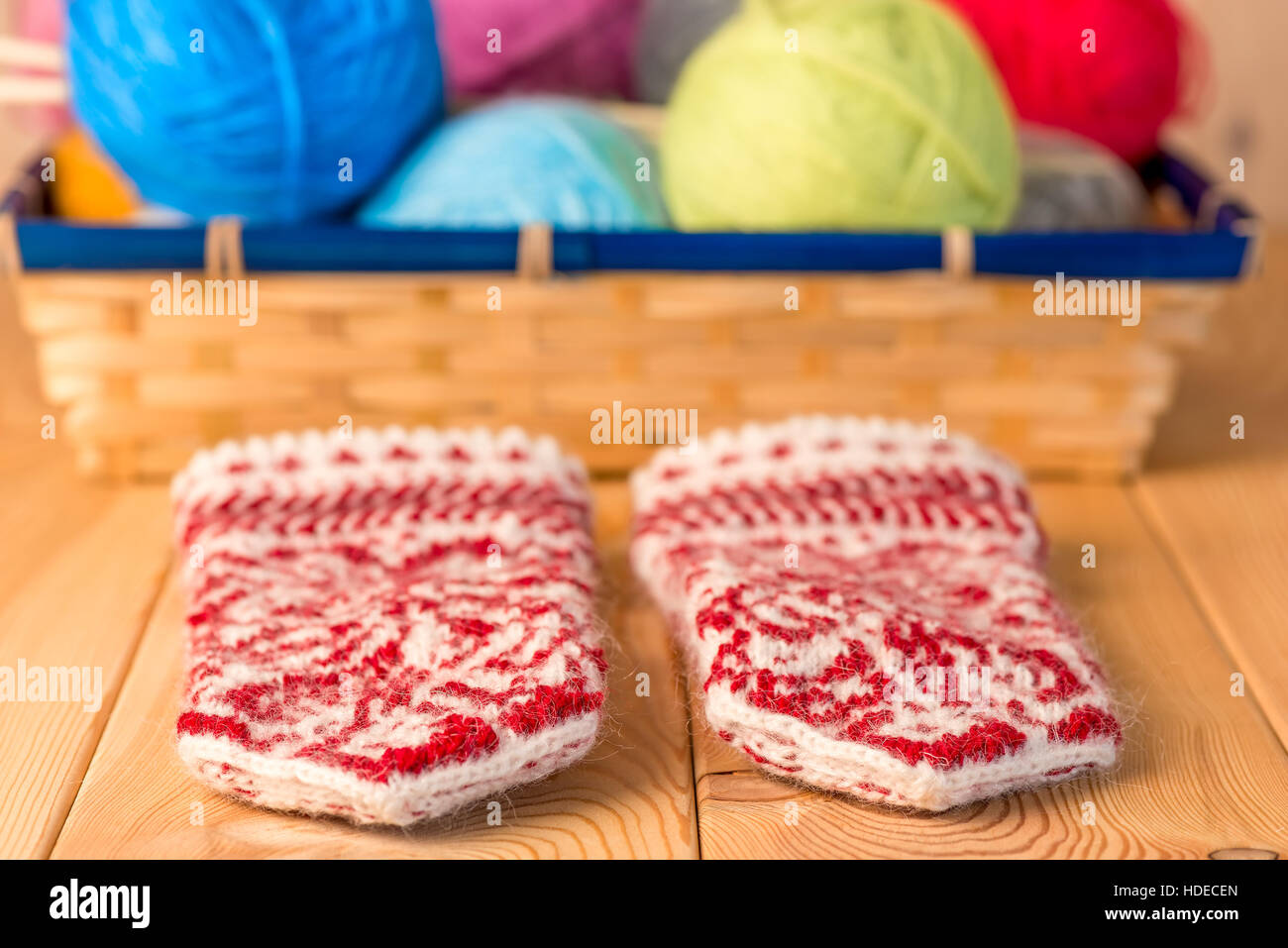 Close up tangled thread hi-res stock photography and images - Alamy