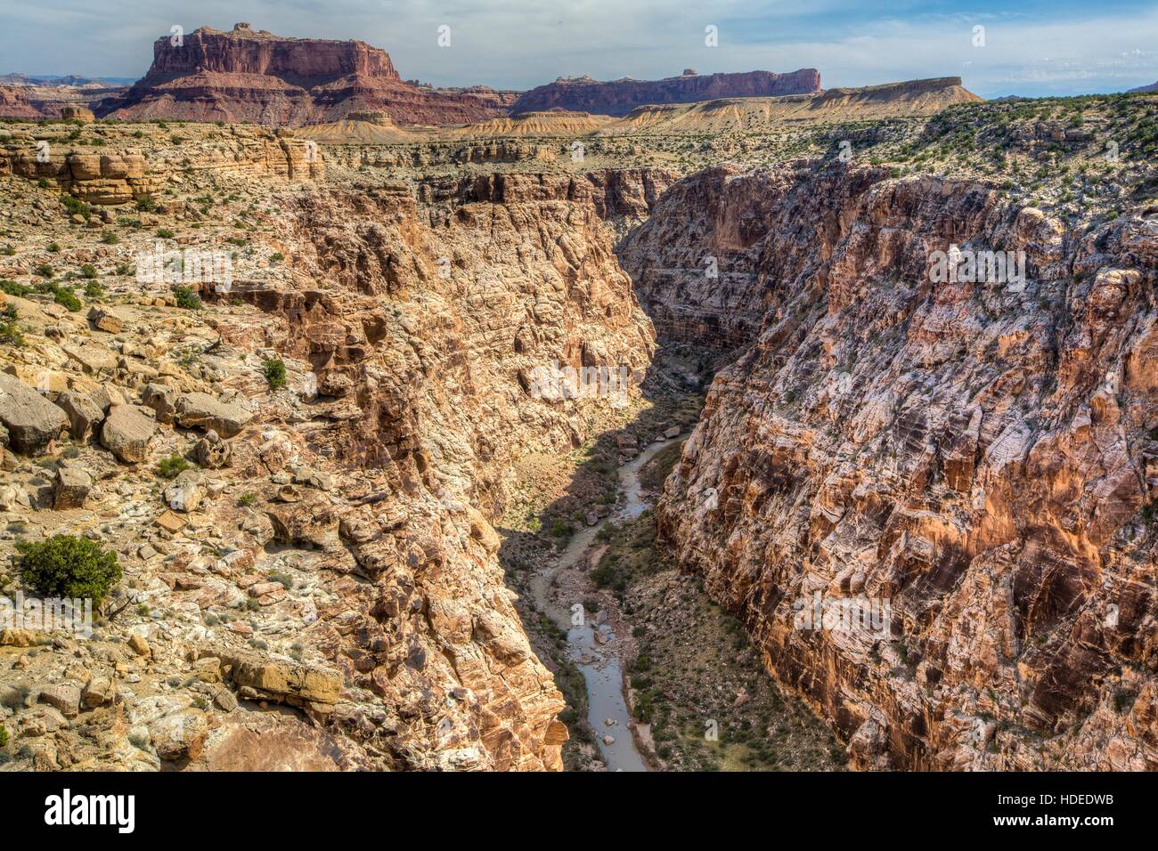 Lil black box valley hi-res stock photography and images - Alamy