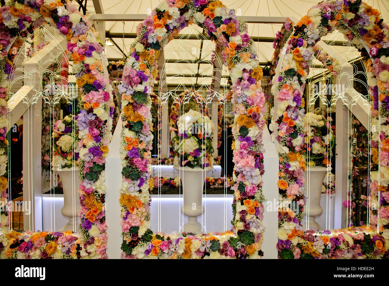 Chelsea Flower Show 2016,Interflora Stand,Flower,Sculpture,Garden ...