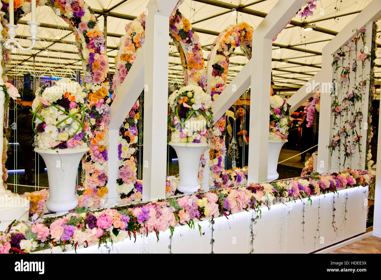 Chelsea Flower Show 2016,Interflora Stand,Flower,Sculpture,Garden ...