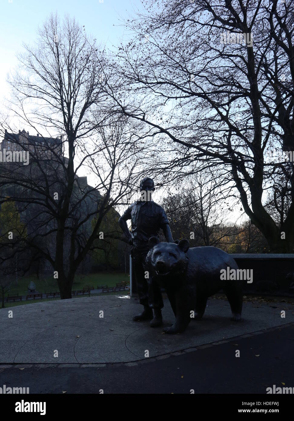 Wojtek the Soldier bear statue Princes Street Gardens Edinburgh ...
