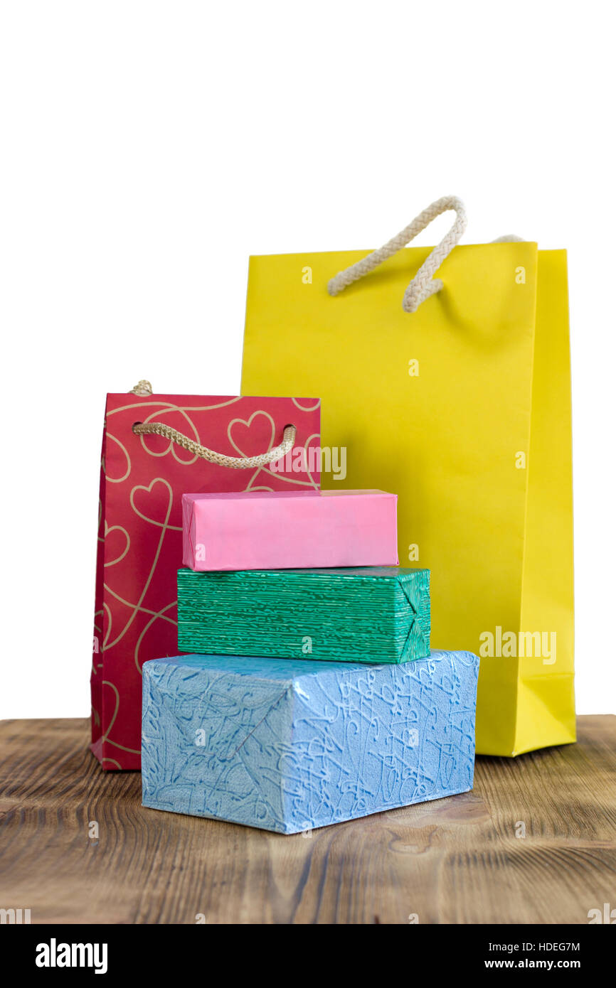 Colourful and bright shopping packages and boxes for gifts and presents ...