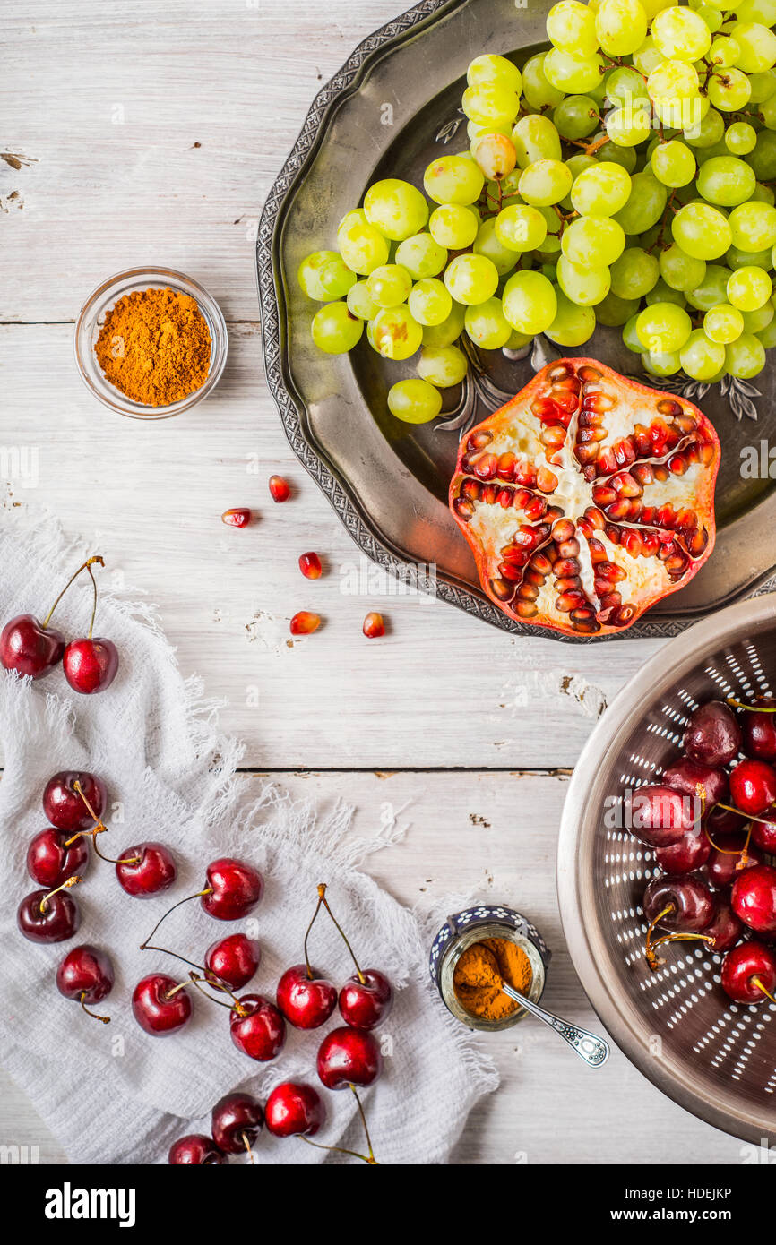 Maroon fruit hi-res stock photography and images - Alamy