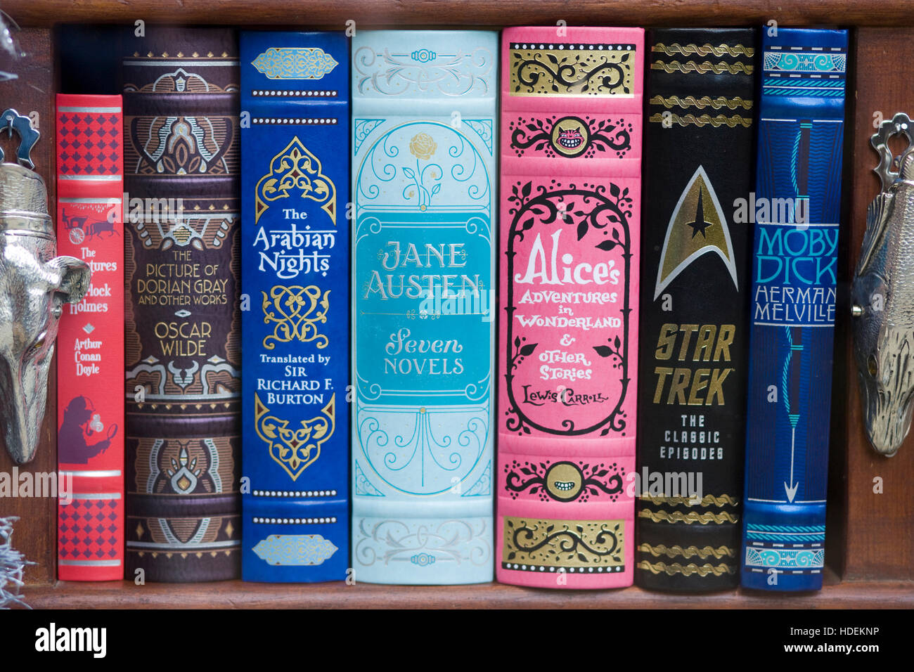 Classic books on display in a book shop Stock Photo - Alamy