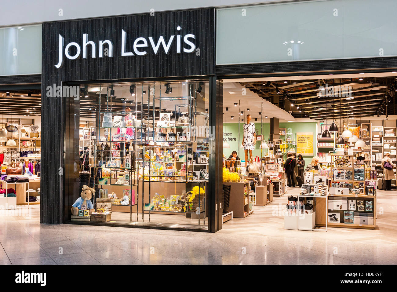 England, London, Heathrow airport, Terminal 2. Departure lounge ...
