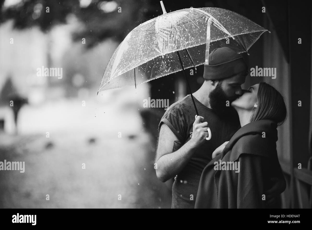 Kiss In The Rain Black And White