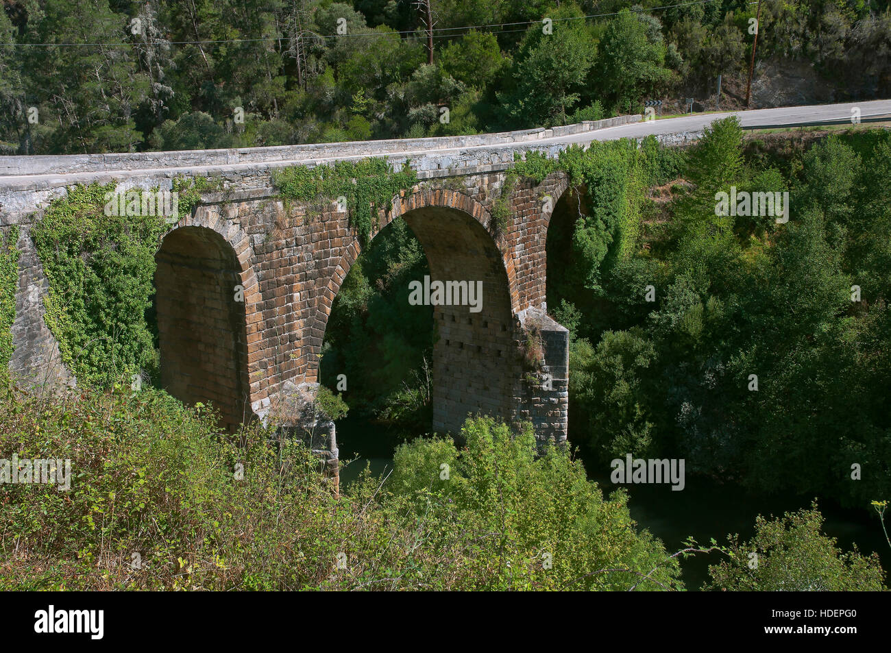 Roman bridge camino de santiago hi-res stock photography and images - Alamy