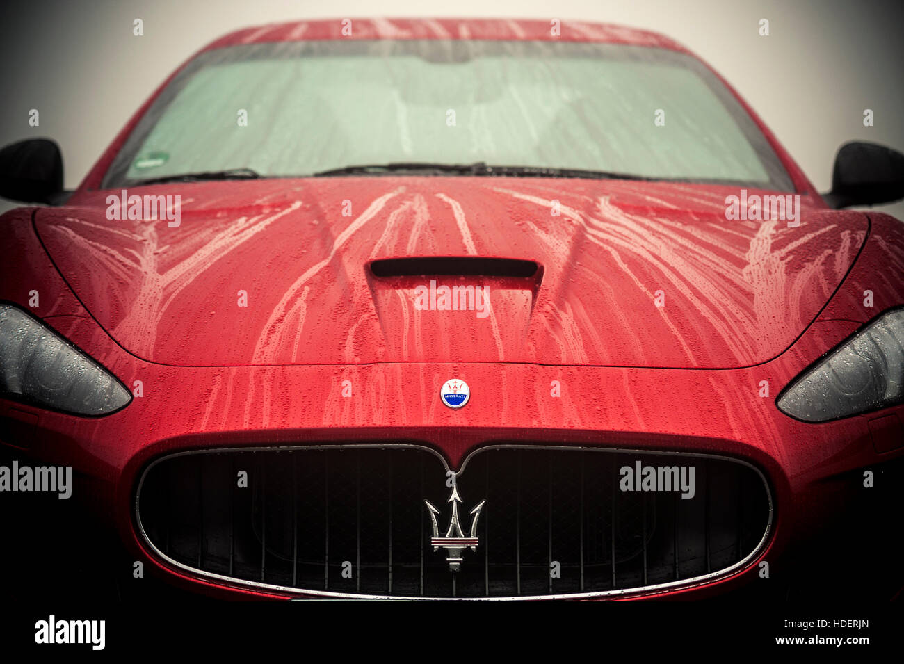 Red Maserati Ghibli Stock Photo - Alamy