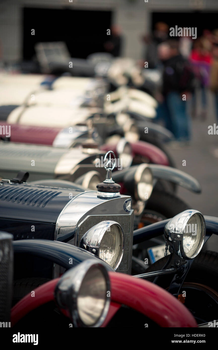 Mercedes Benz Classic Cars in Line Stock Photo - Alamy