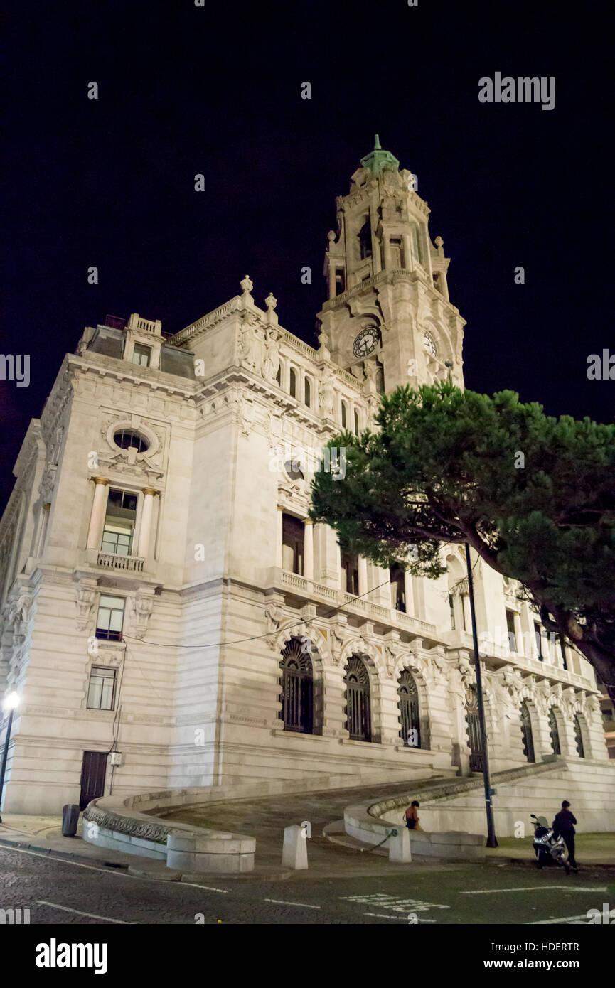 Cámara Municipal, town hall, Avenida dos Aliados, Porto, Portugal at ...
