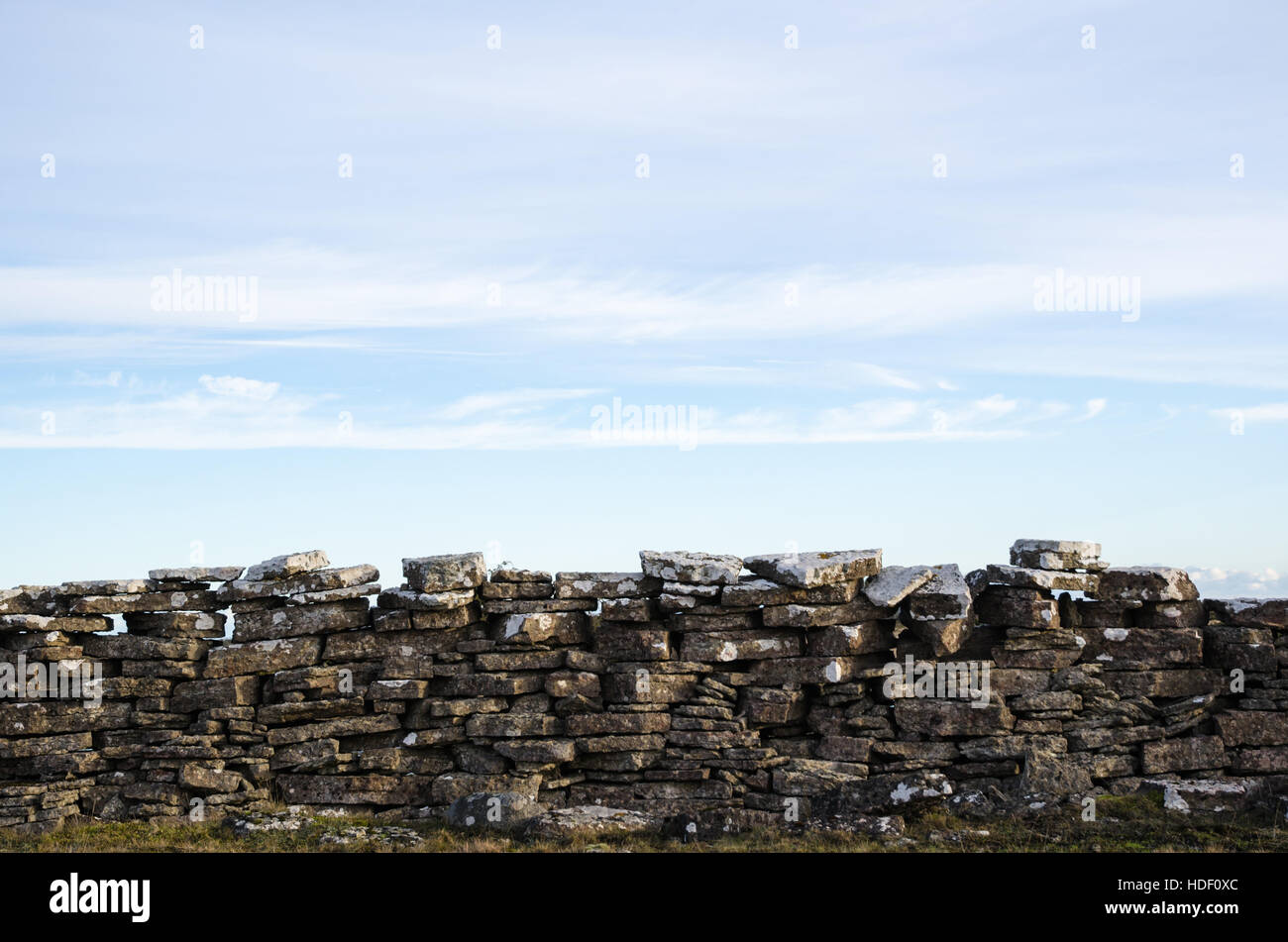 Old fence stone wall hi-res stock photography and images - Alamy