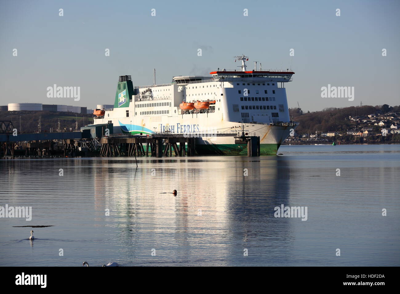 Starboard lifeboats hi-res stock photography and images - Alamy