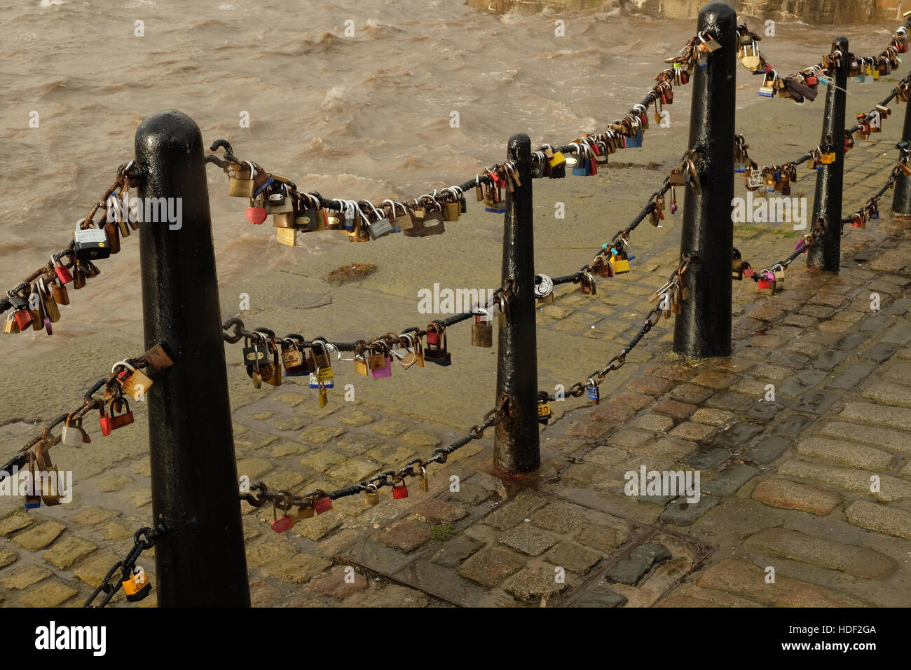 Lovers vow hi-res stock photography and images - Alamy