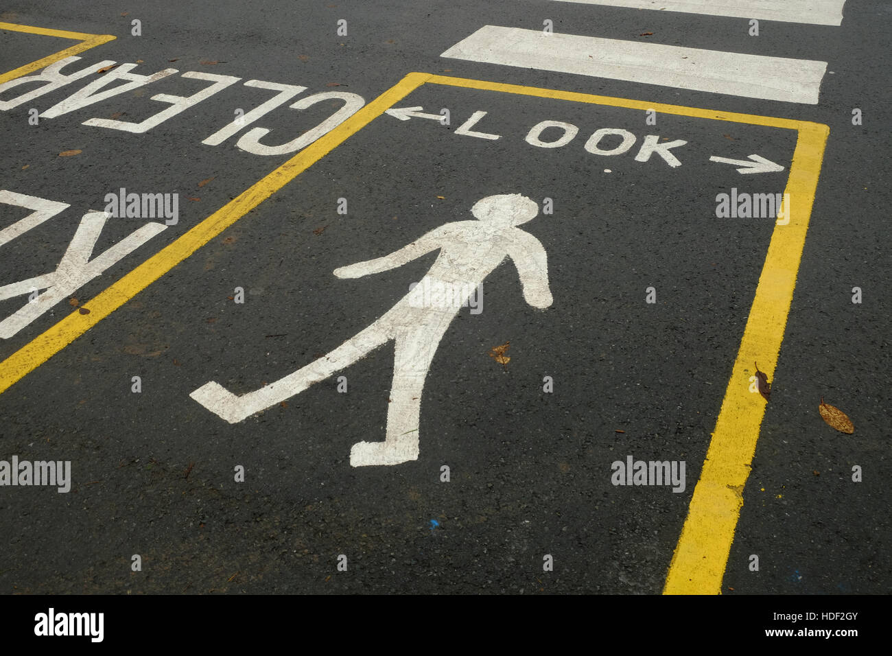 Pedestrian warning sign hi-res stock photography and images - Alamy