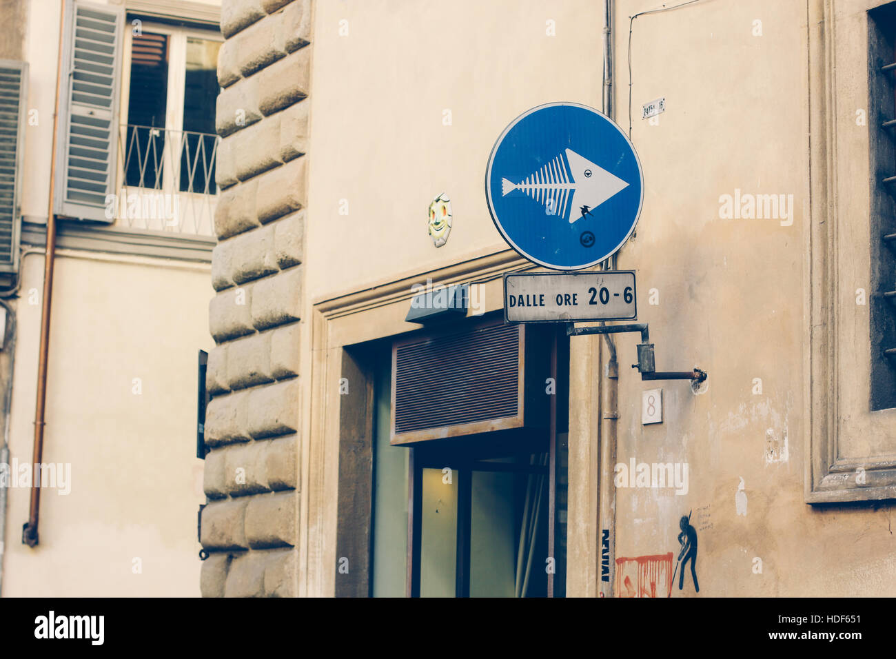 Road traffic signs in italy hi-res stock photography and images - Alamy
