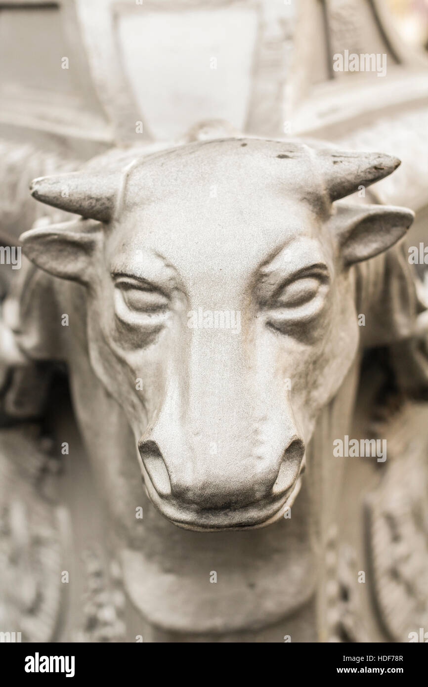 Torino the bull hi-res stock photography and images - Alamy