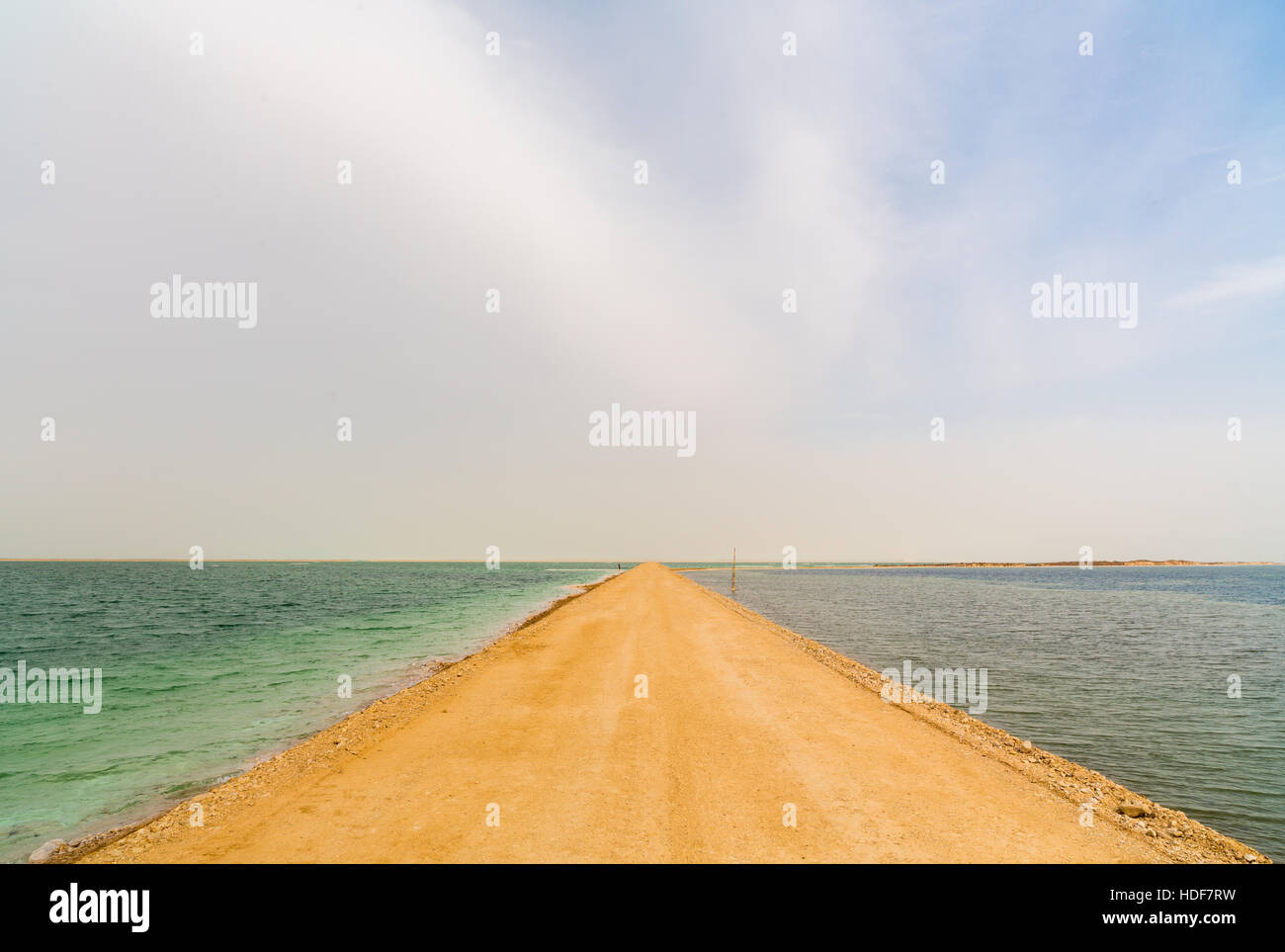Road to the dead sea hi-res stock photography and images - Alamy