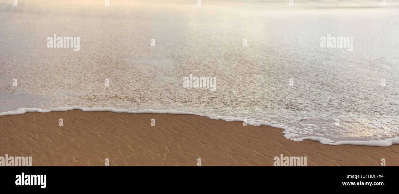 Close up beautiful waves hi-res stock photography and images - Alamy