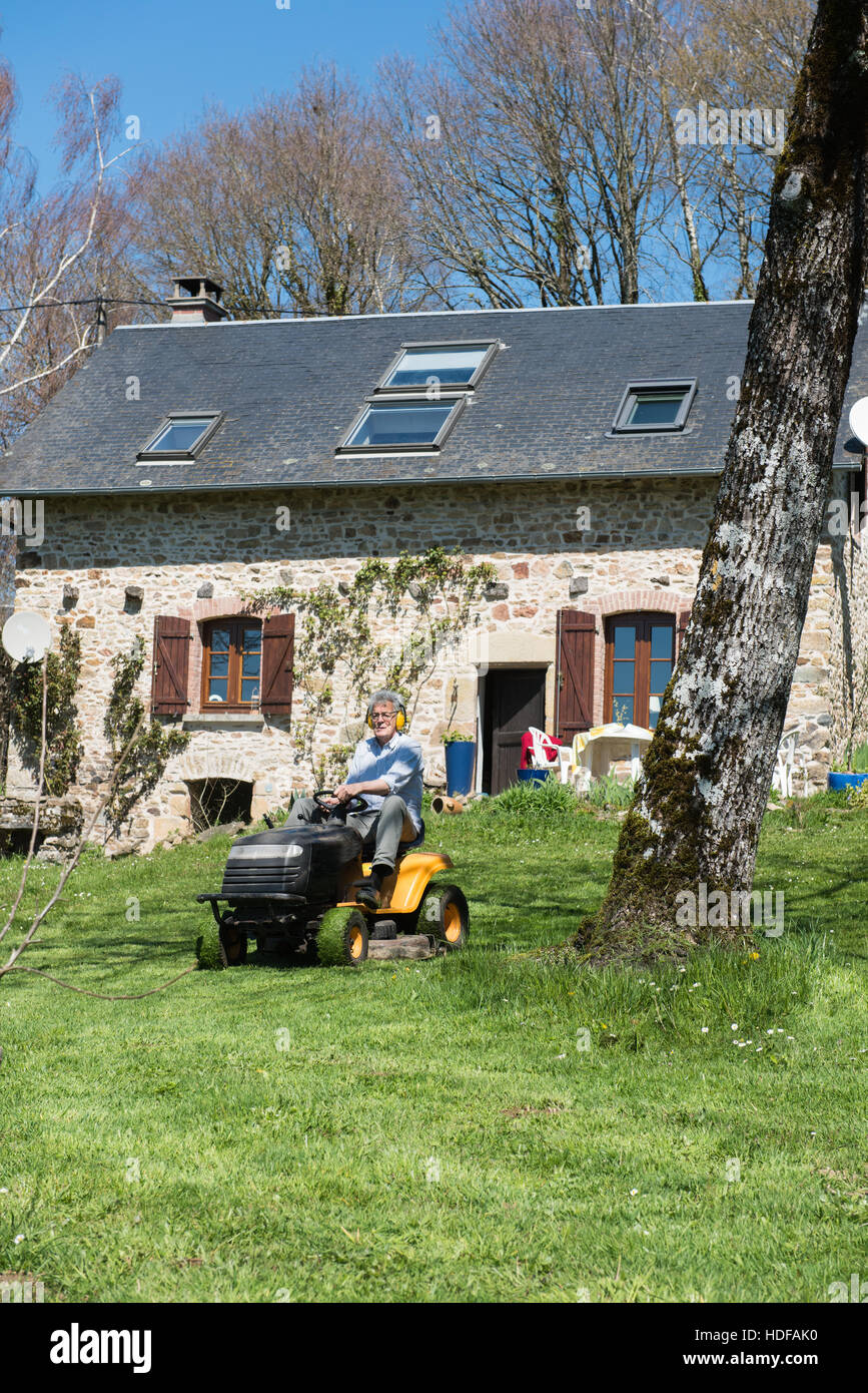 French man mowing hi-res stock photography and images - Alamy