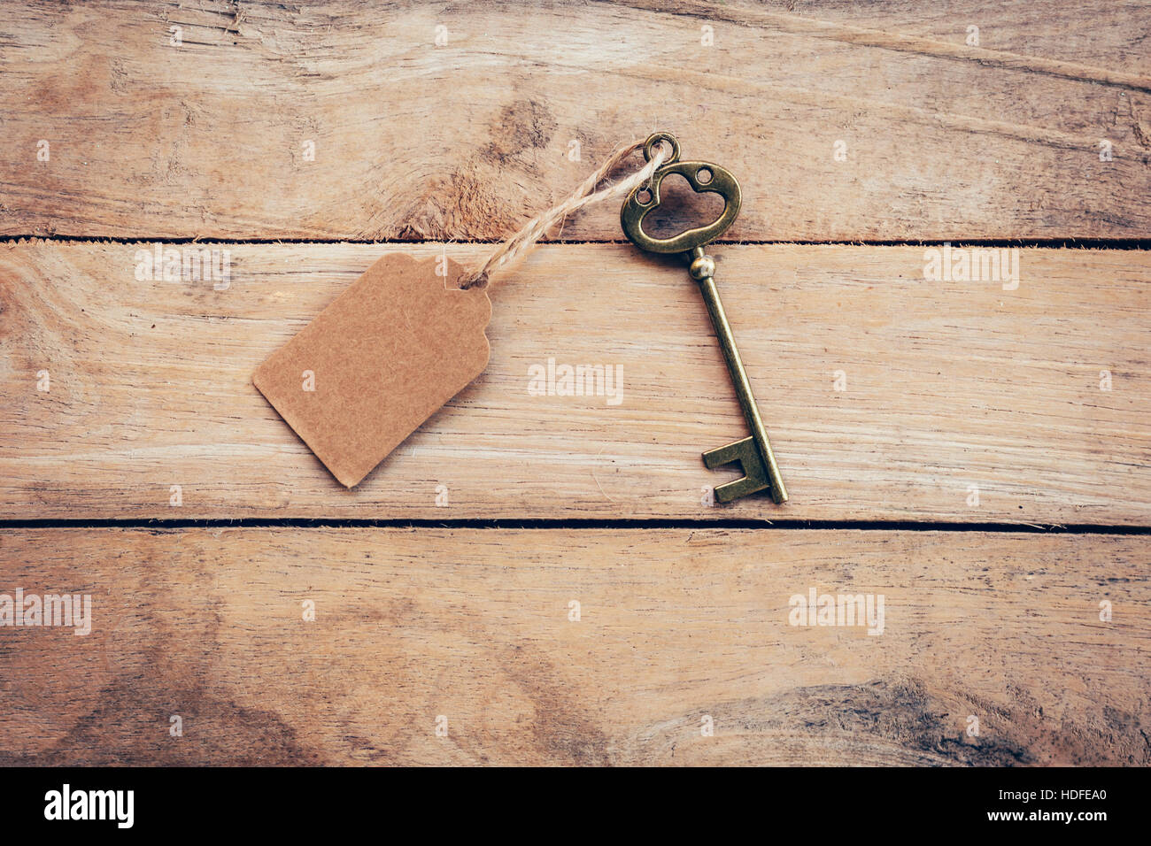 Old blank label hi-res stock photography and images - Alamy