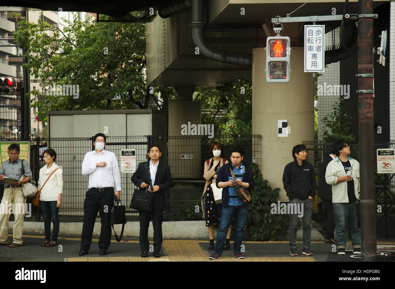 Japanese crosswalk signal hi-res stock photography and images - Alamy