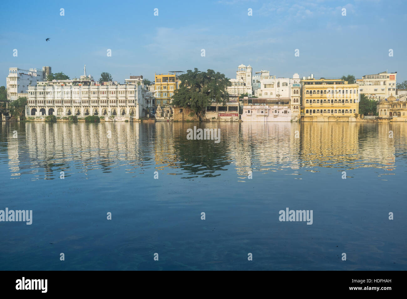 Indian style building hi-res stock photography and images - Alamy