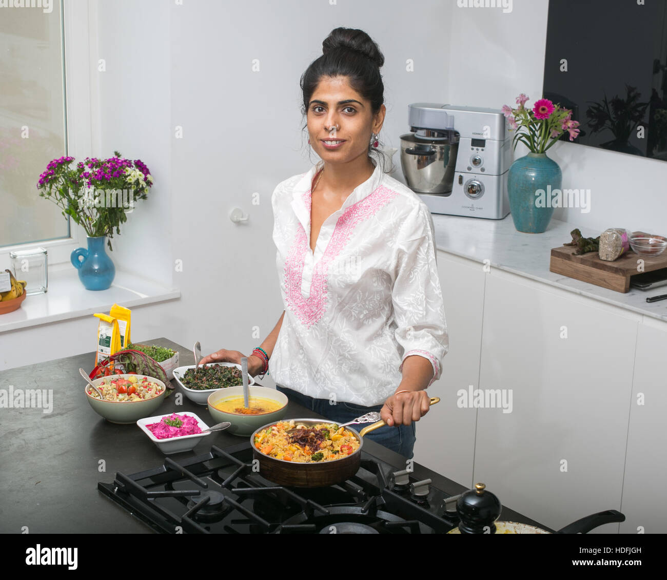 Indian women cooking food hi-res stock photography and images - Alamy