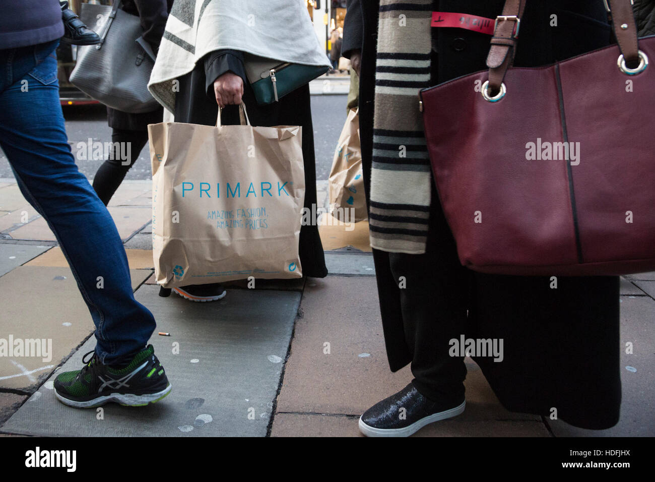 Primark oxford street hi-res stock photography and images - Alamy