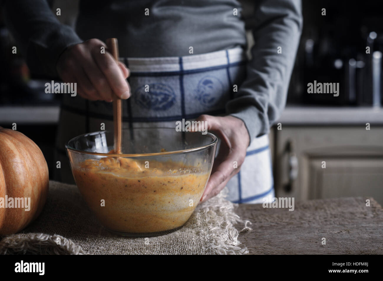 Cake in process hi-res stock photography and images - Alamy