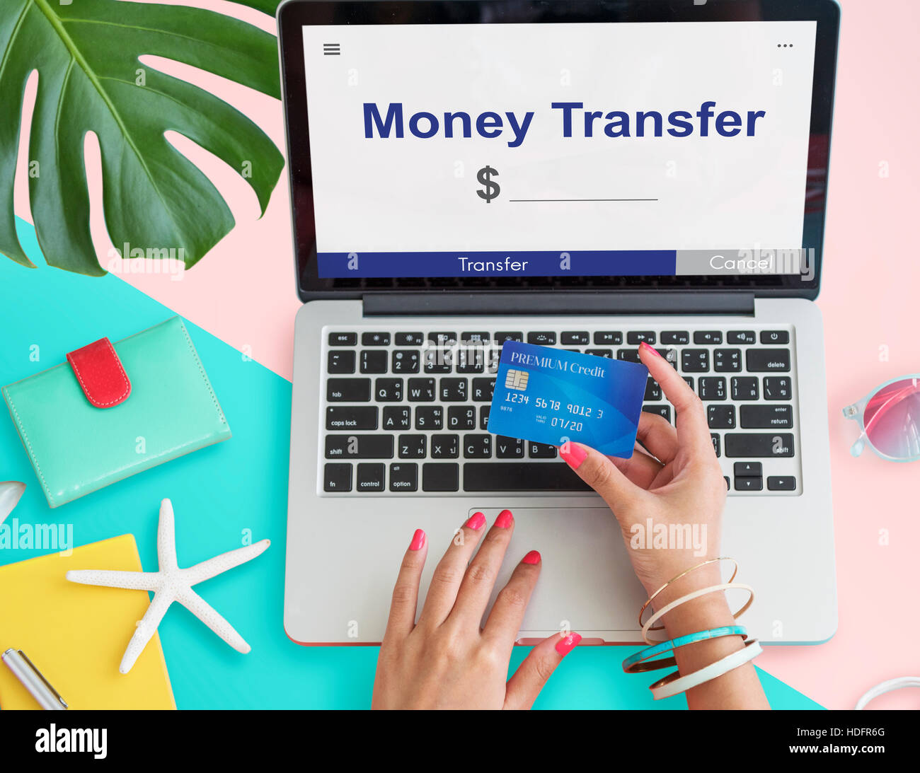 Money transfer hi-res stock photography and images - Alamy