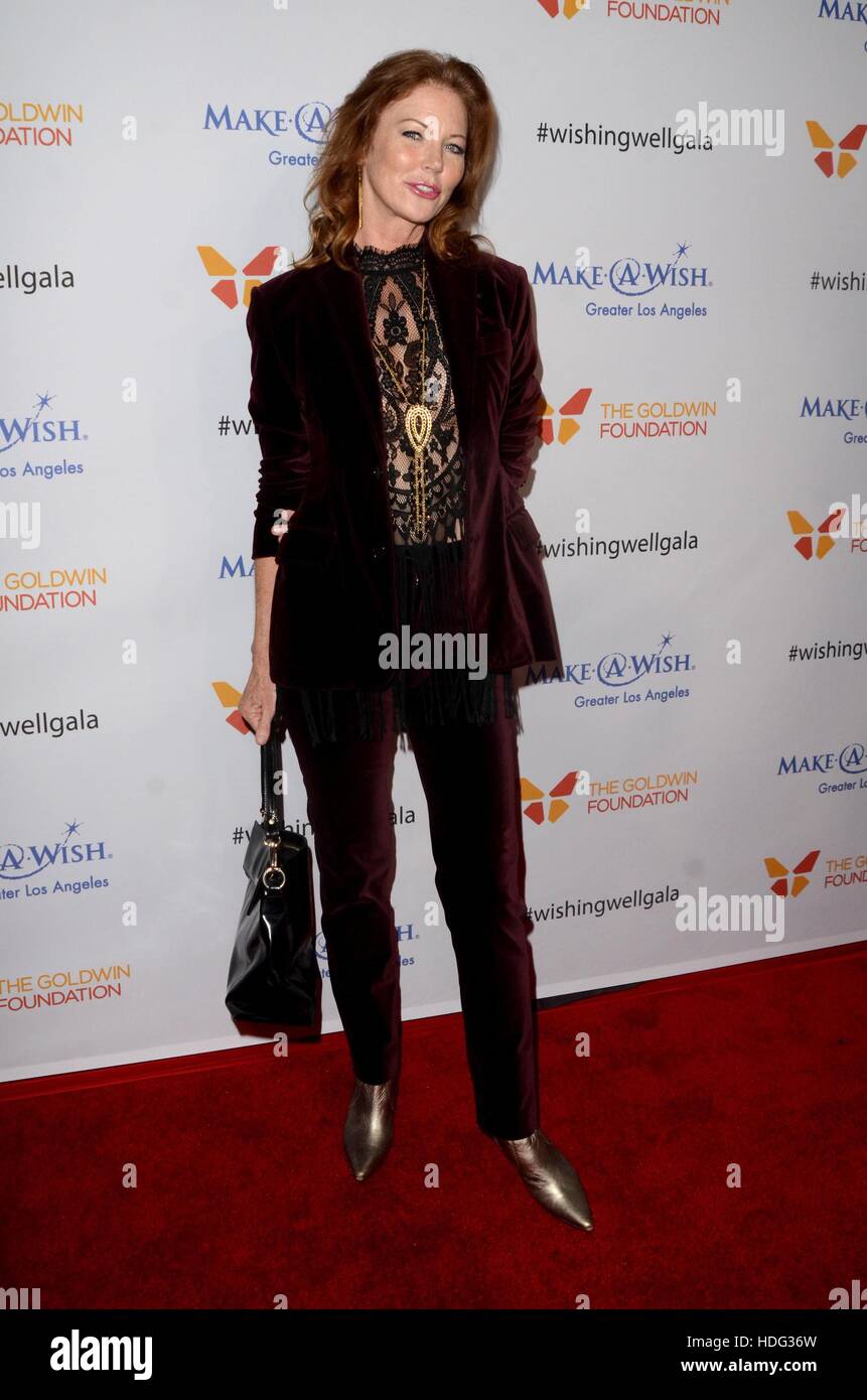 Basinet hi-res stock photography and images - Alamy