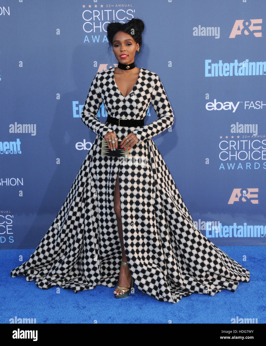 Santa Monica, California, USA. 11th Dec, 2016. 11 December 2016 - Santa ...