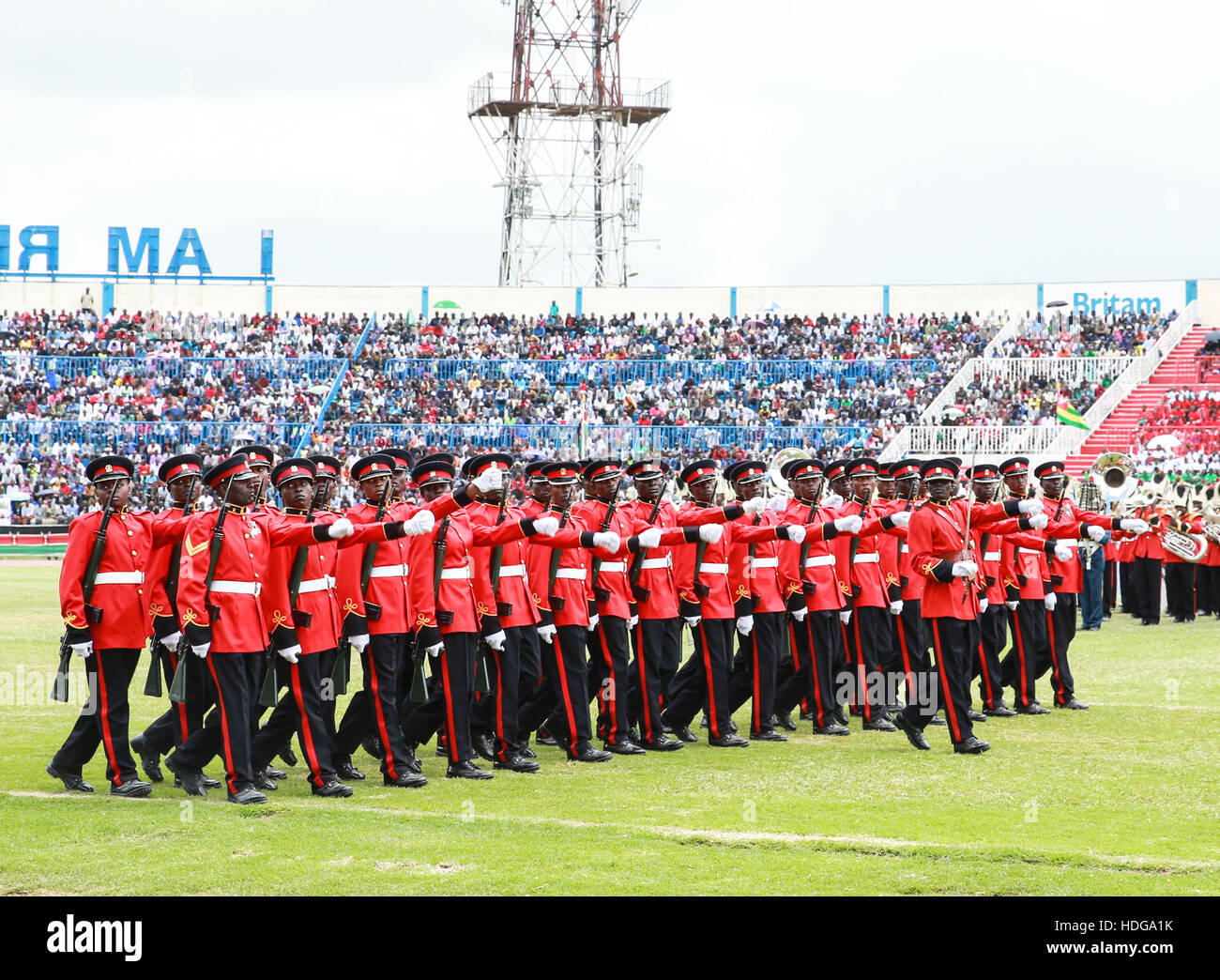 Kenya defense force hi-res stock photography and images - Alamy