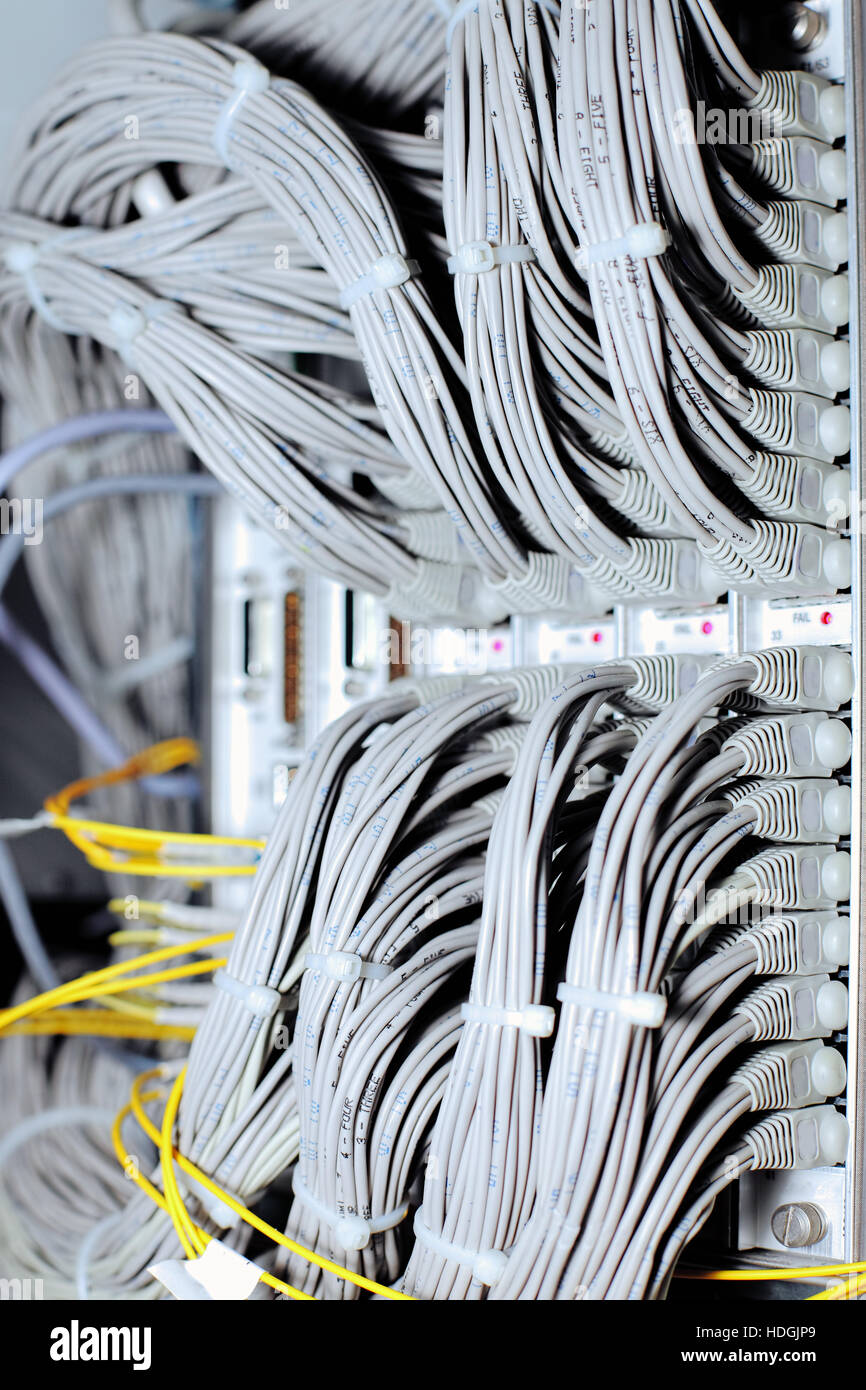 Operator connector cable hi-res stock photography and images - Alamy