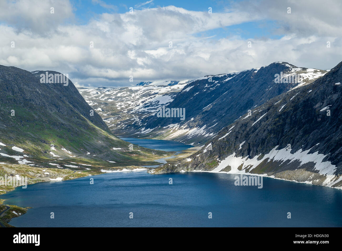 Dalsnibba scenic mountains and highland lake Stock Photo - Alamy