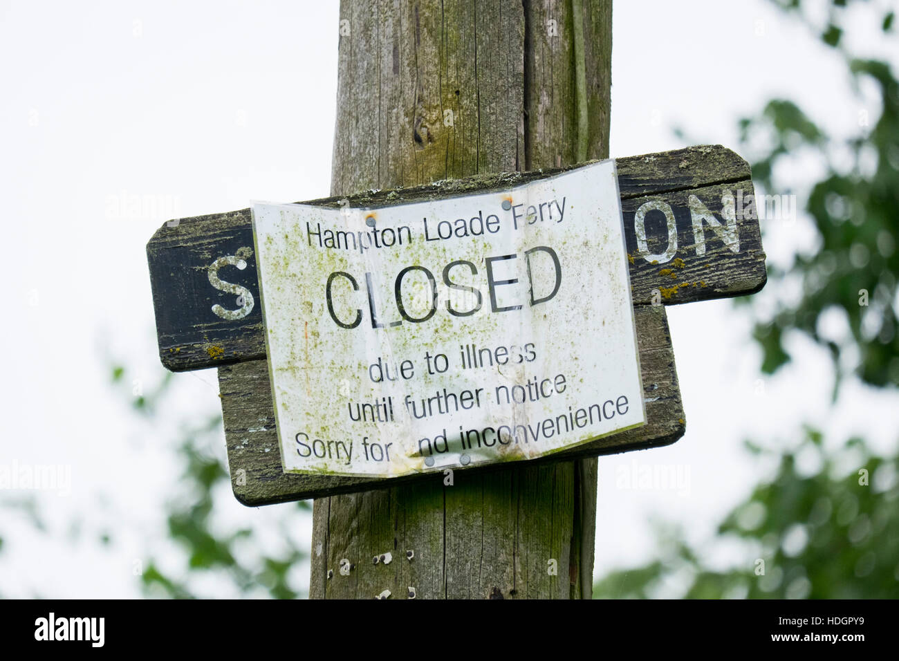 Hampton Loade Ferry High Resolution Stock Photography and Images - Alamy